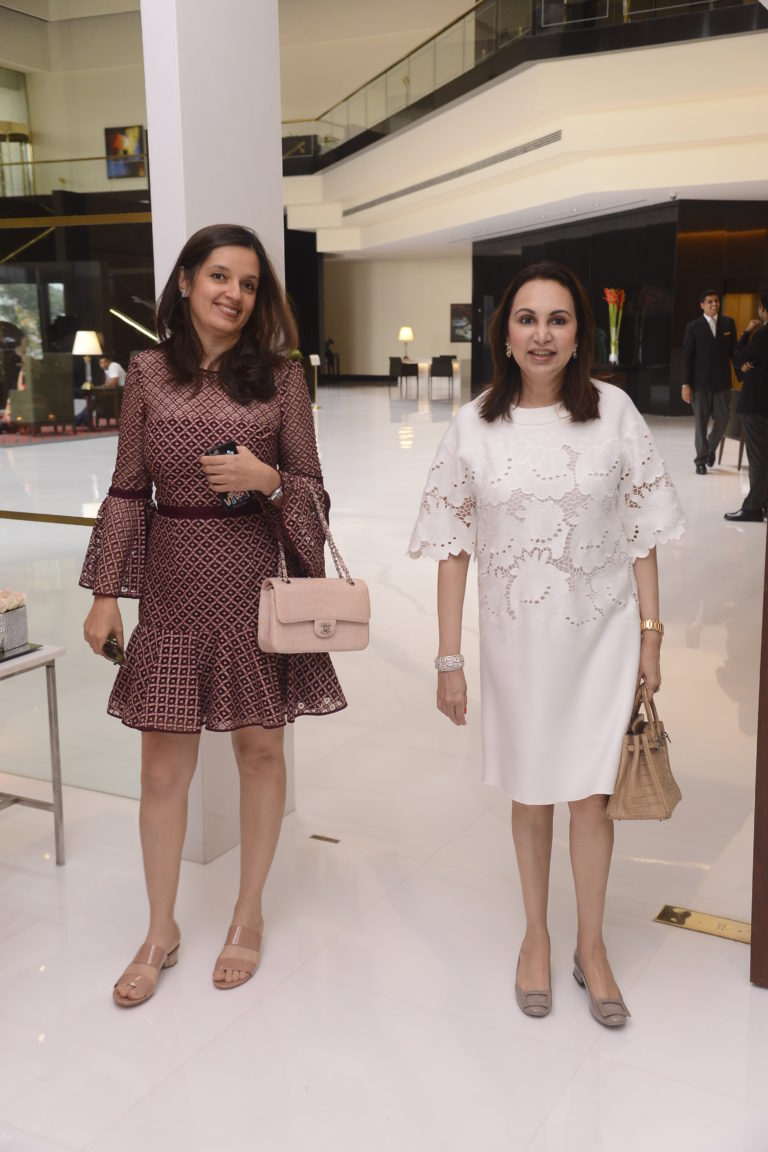 Chhaya Momaya hosts a high-profile birthday brunch! - Bollywood Dhamaka