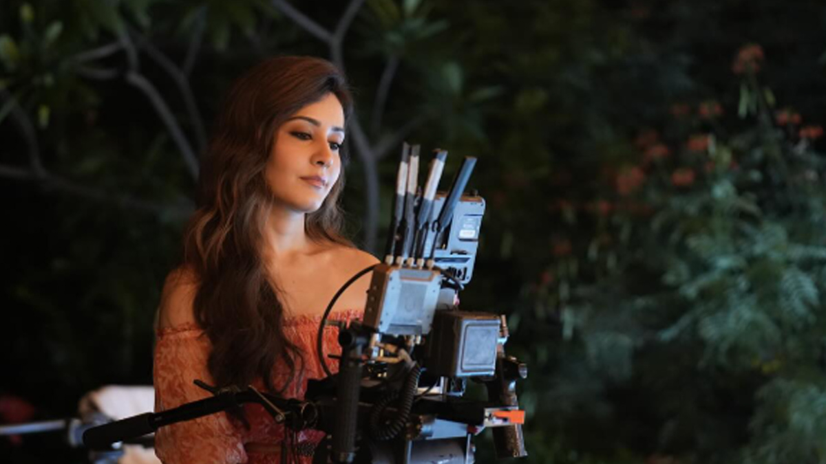 Raashii Khanna Wraps the shooting of upcoming project 'Telusu Kada ...